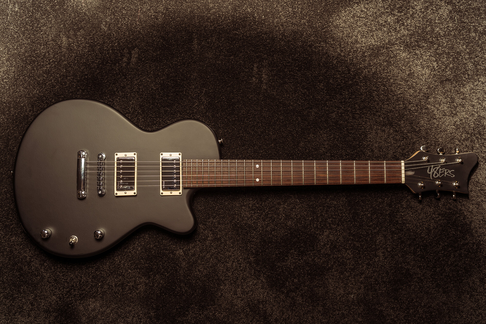 48ers Guitars - Die E-Gitarre mit dem Breiten Griffbrett